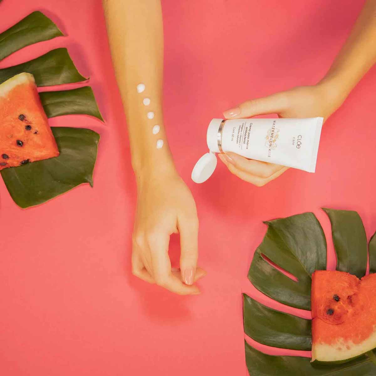 CREMA ANTIBACTERIAL PARA MANOS CON EXTRACTOS NATURALES, COLAGENO Y ...